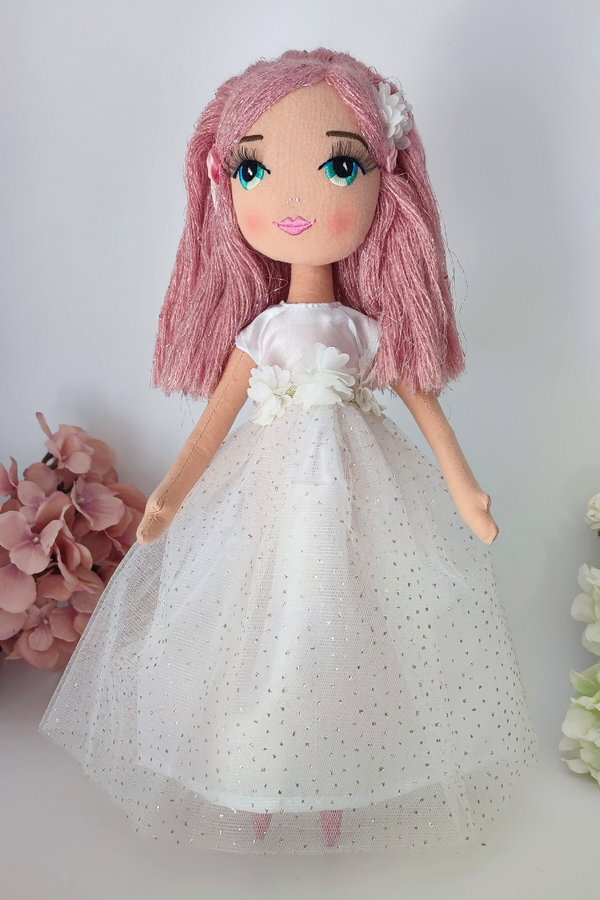Muñeca de comunión Maia blanco y dorado – Drimydolls